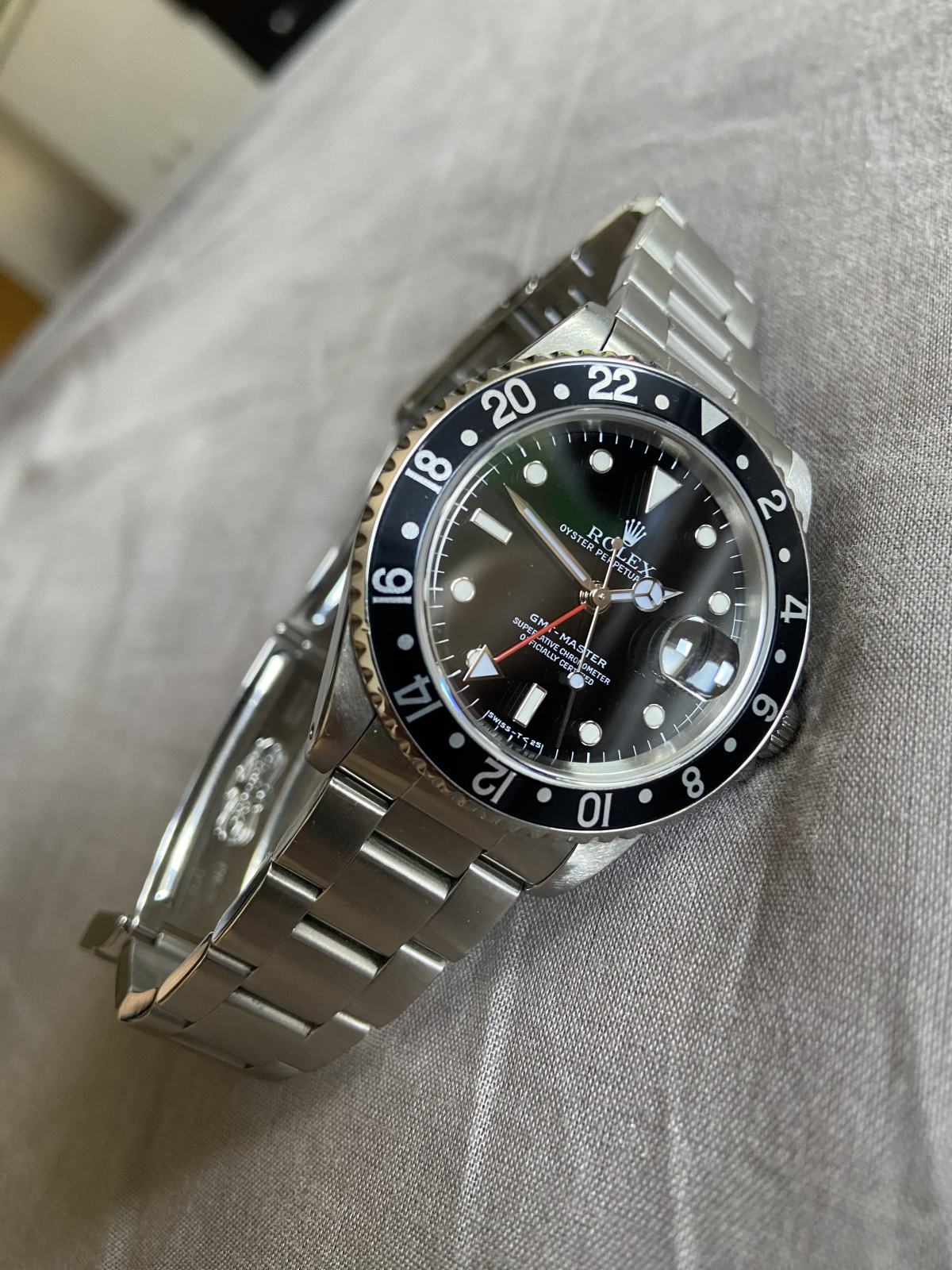 Rolex GMT-Master 16700
