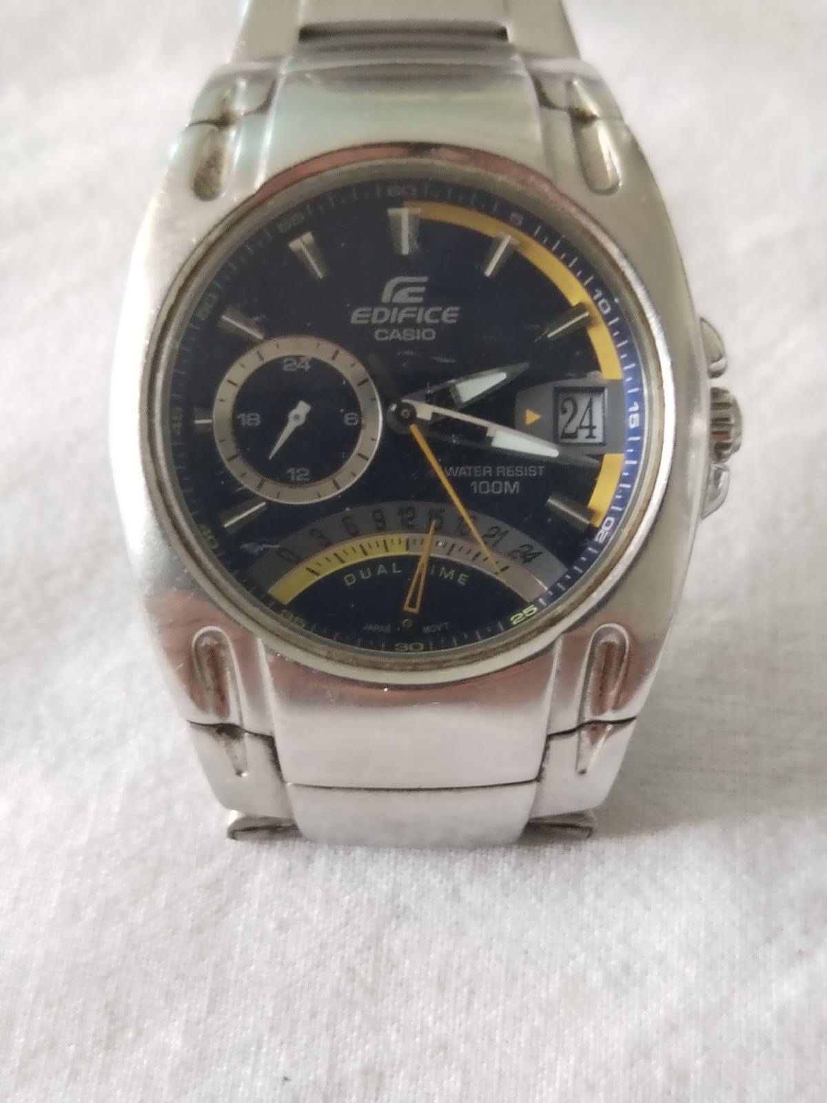 Sat casio edifice prodajem ili mijenjam za tablet