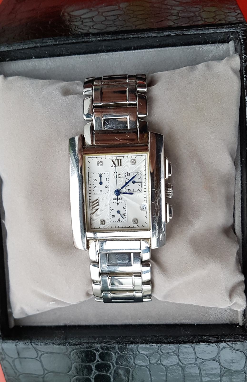 SAT GUESS GC COLLECTION GC2000-CHRONOGRAPH