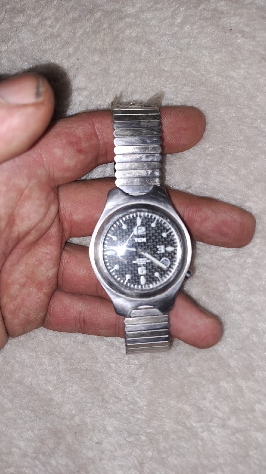 SAT RUČNI MUŠKI MARKE TCM