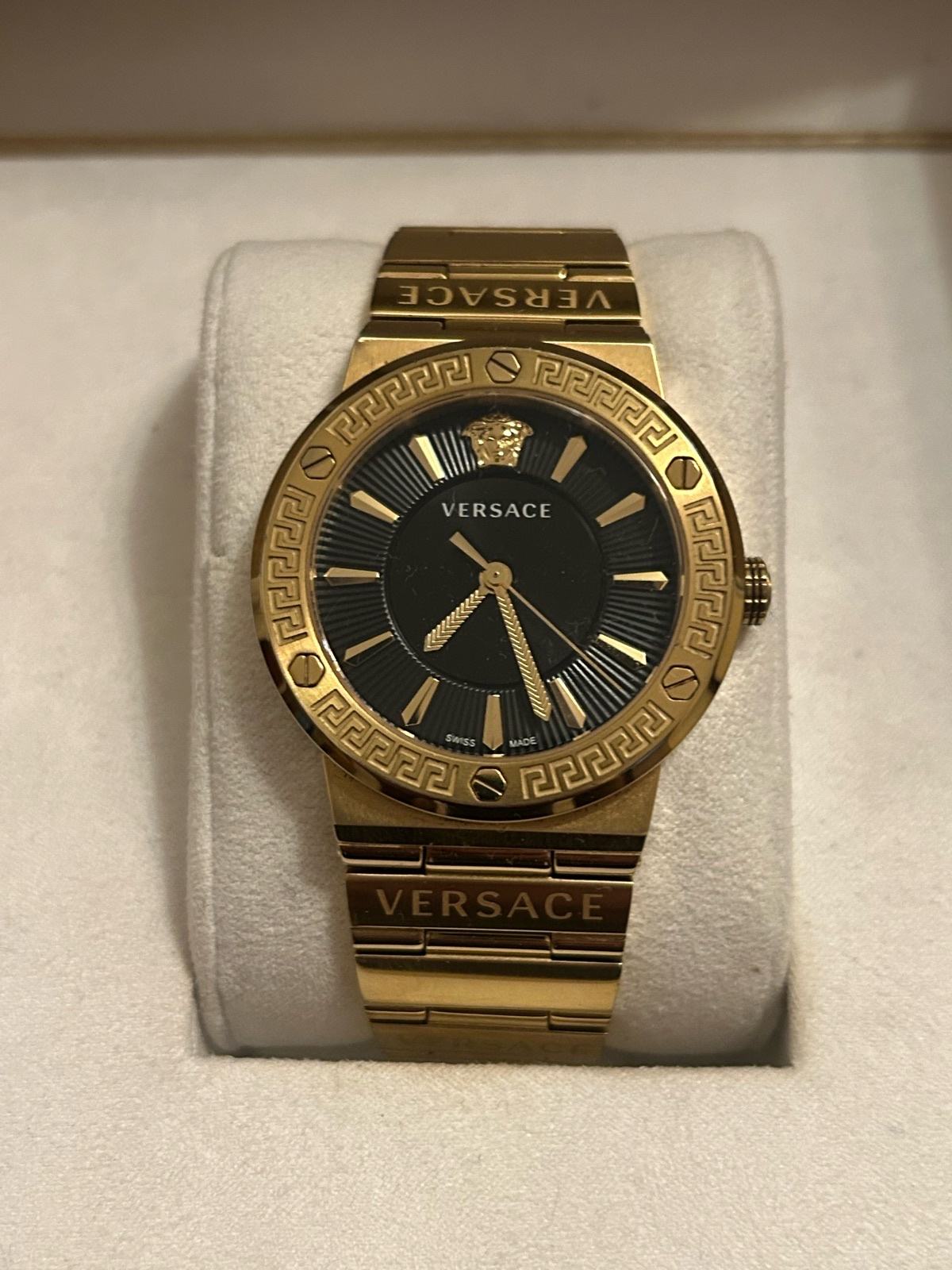Sat Versace Gold