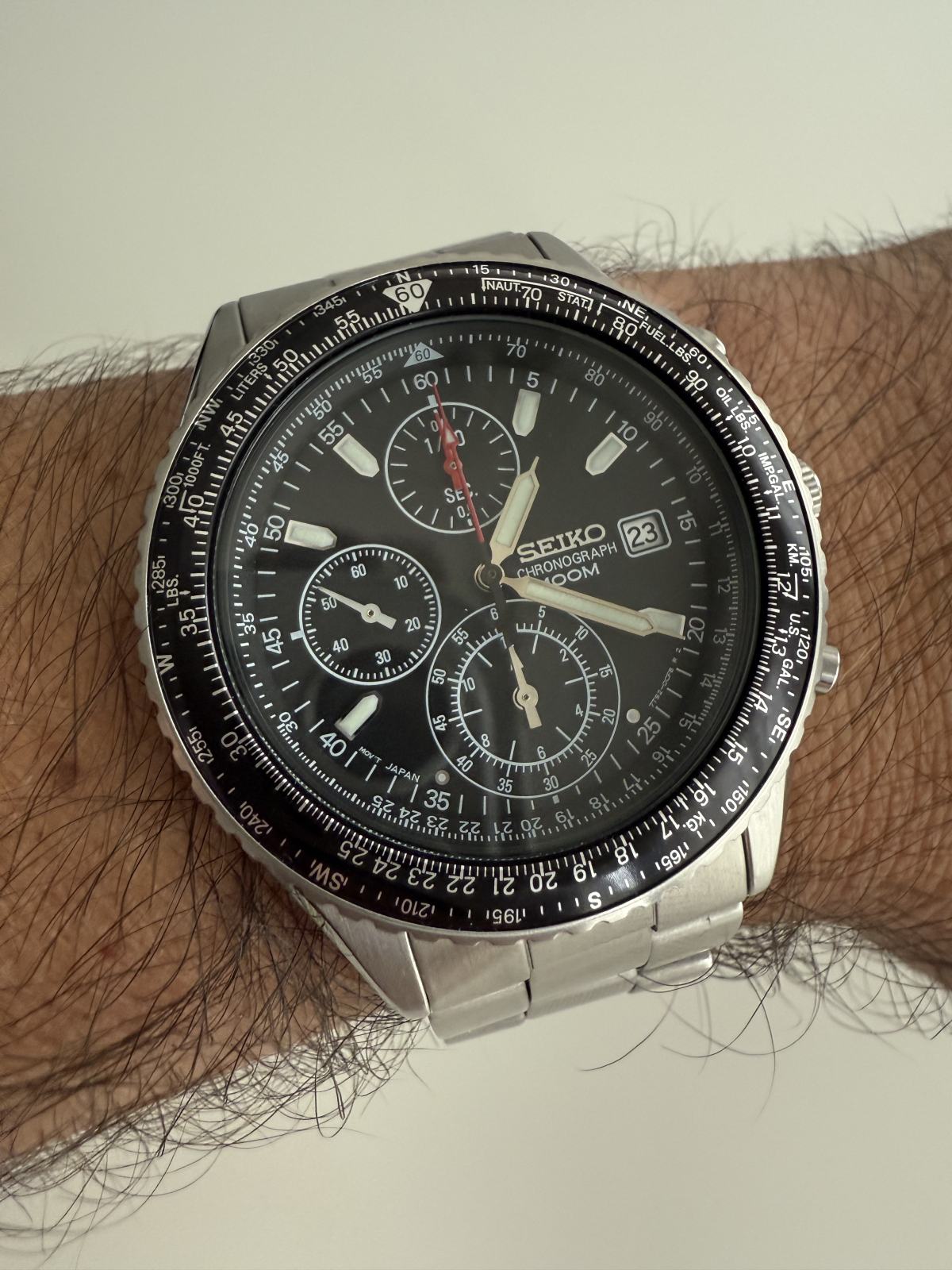 SEIKO Flightmaster Pilot – Quartz Chronograph