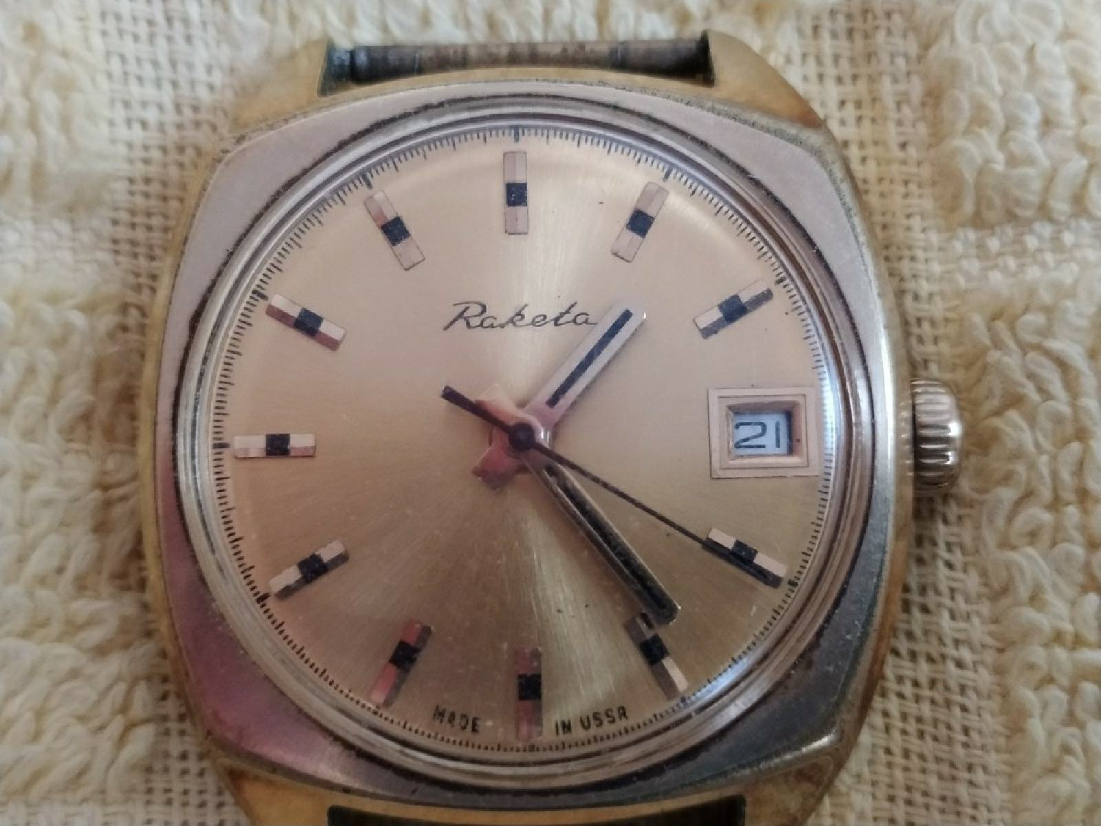 Univerzalni ručni sat Raketa - Made in USSR
