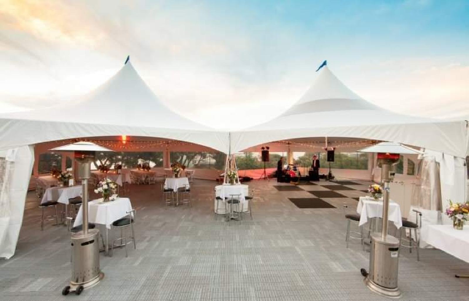 Najam pagoda i šatora sa grijanjem -- Grijani šatori