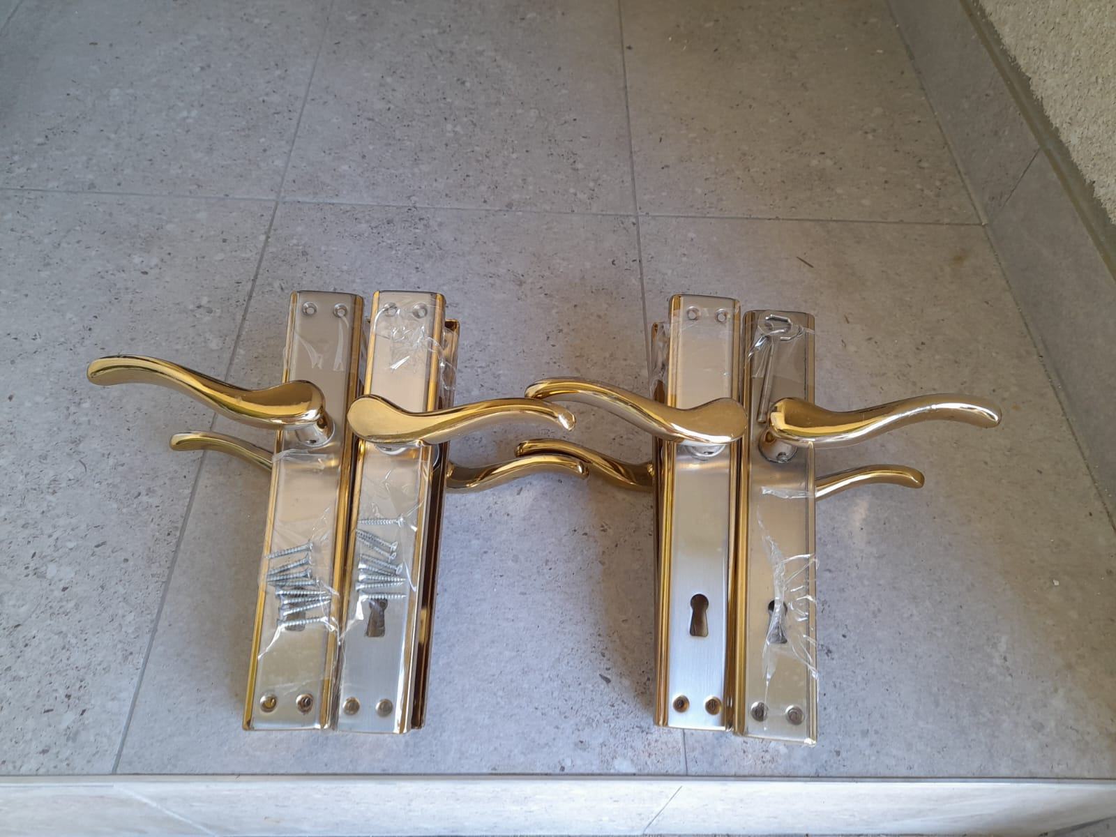 KVAKE ZA SOBNA VRATA