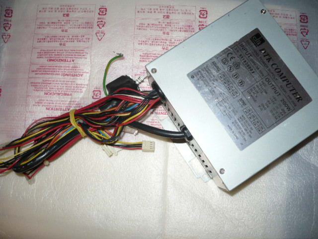 AT POWER SWITCHING SUPPLY DTK COMPUTER 200W Model: PTP-2008 *sa priklj