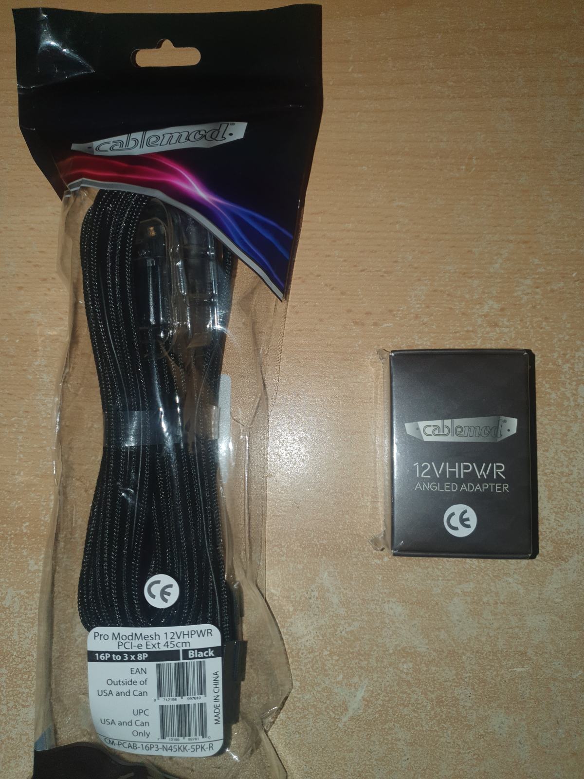 CableMod Pro ModFlex 12VHPWR PCI-e + CableMod 12VHPWR Angled Adapter