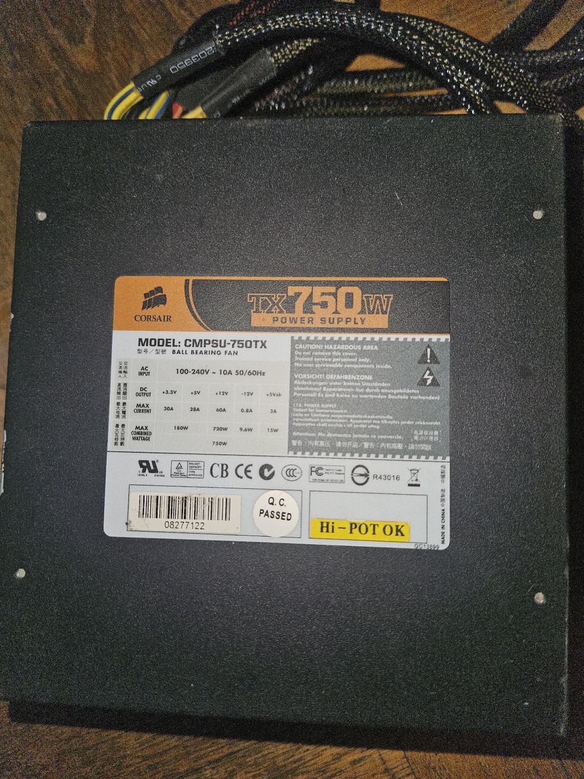 Corsair TX 750 W POWER SUPPLY Napajanje