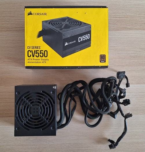 Corsair CV550 - 550 Watt 80 Plus® Bronze Certified PSU