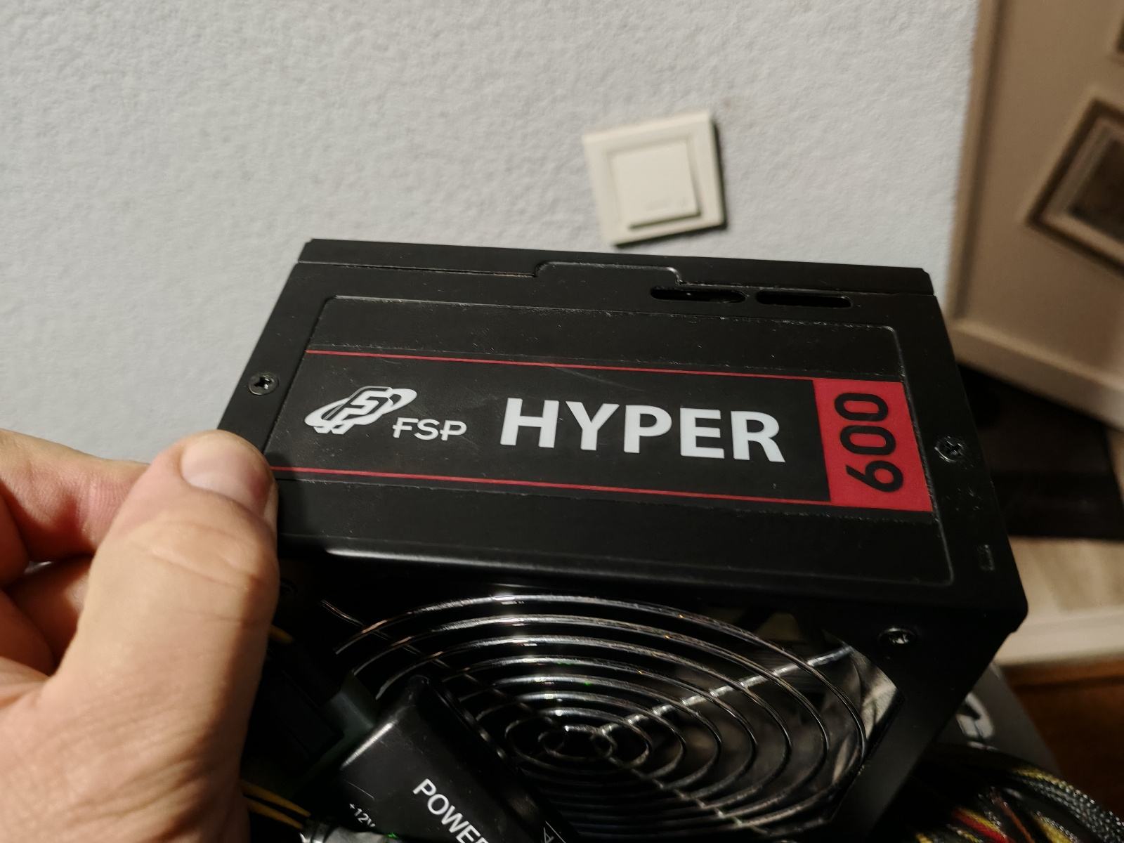 Napajanje FSP Fortron Hyper 600w