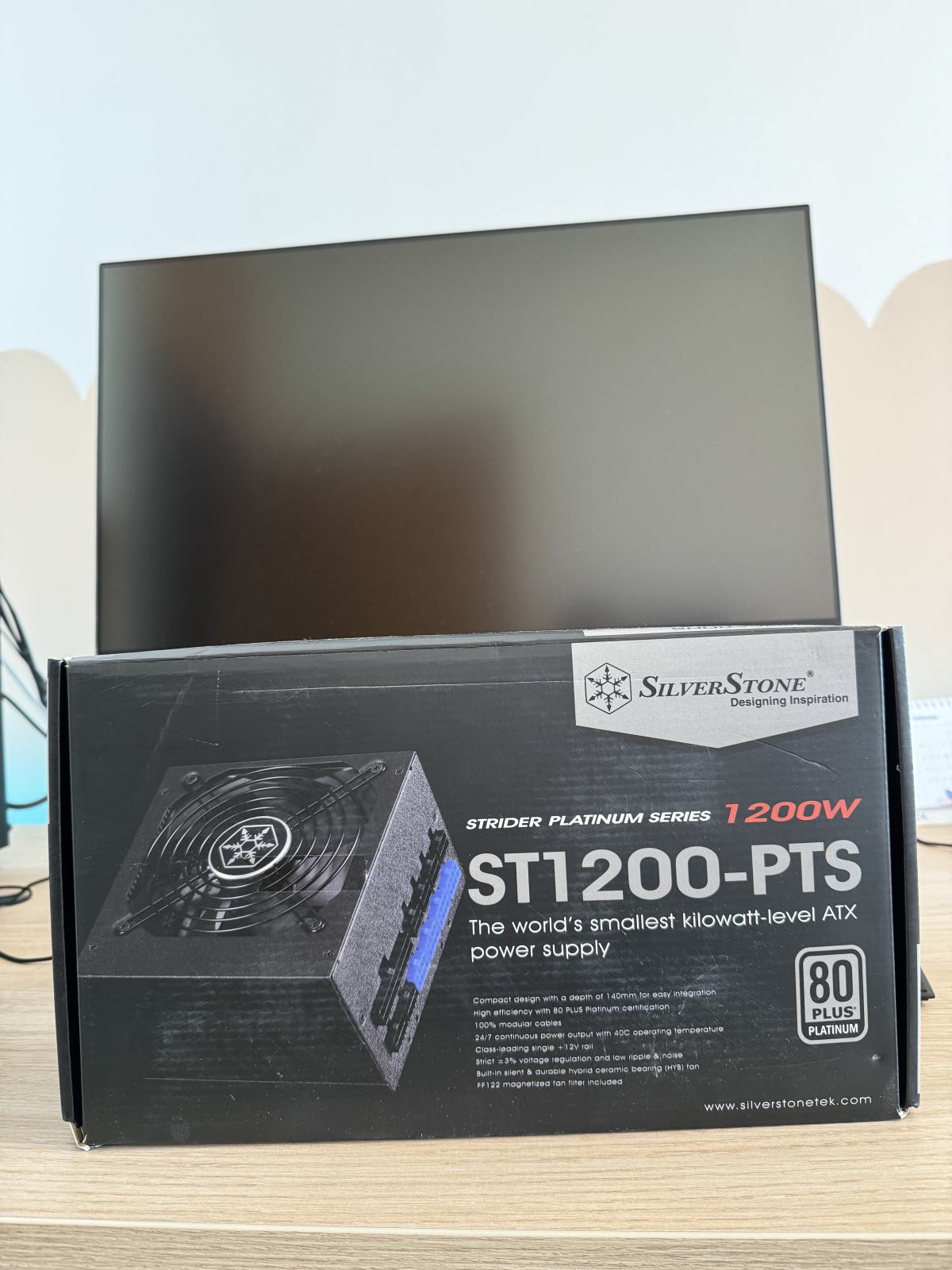 Napajanje SilverStone ST1200-PTS, 1200W, 80+ Platinum, modularno, ATX