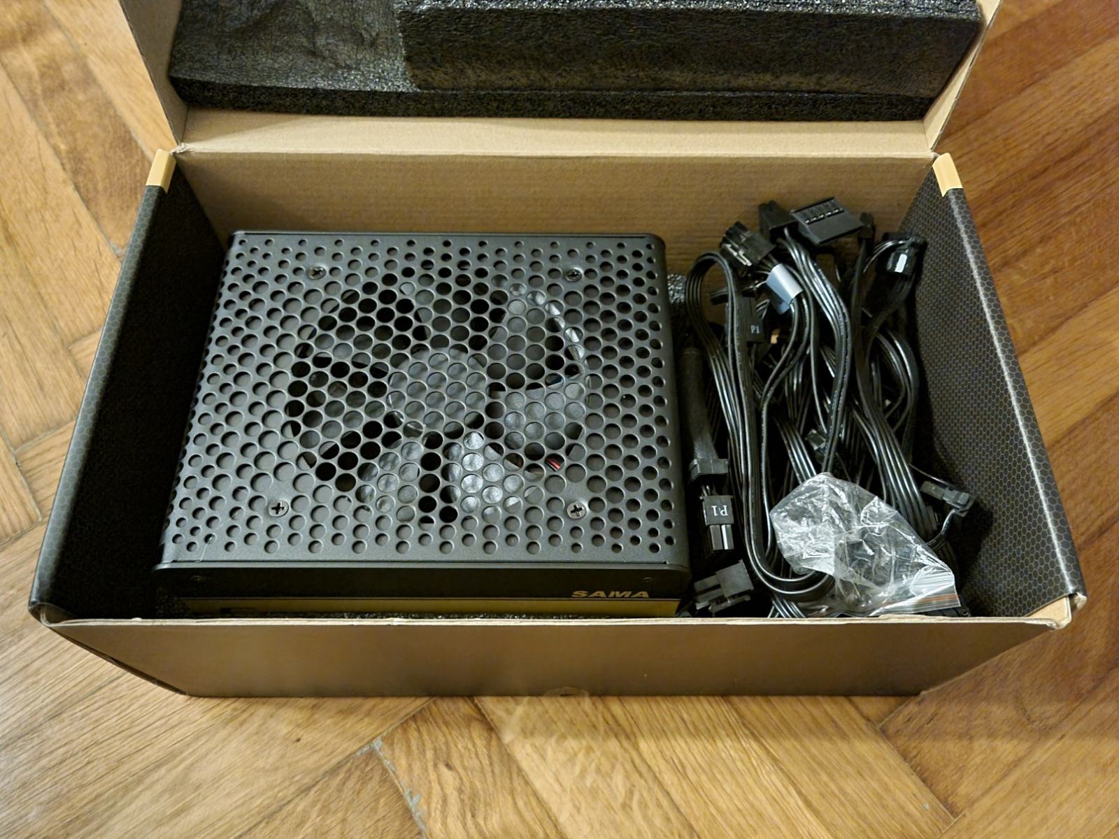 Sama Forza 750W 80 Plus Gold - napajanje kao novo