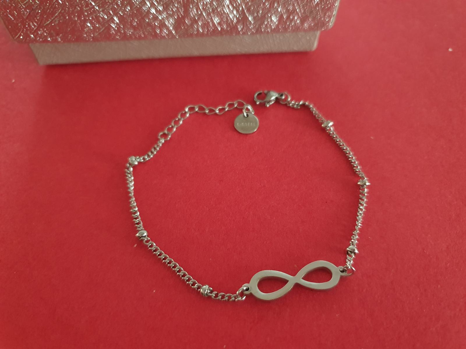 Narukvica kirurški čelik infinity