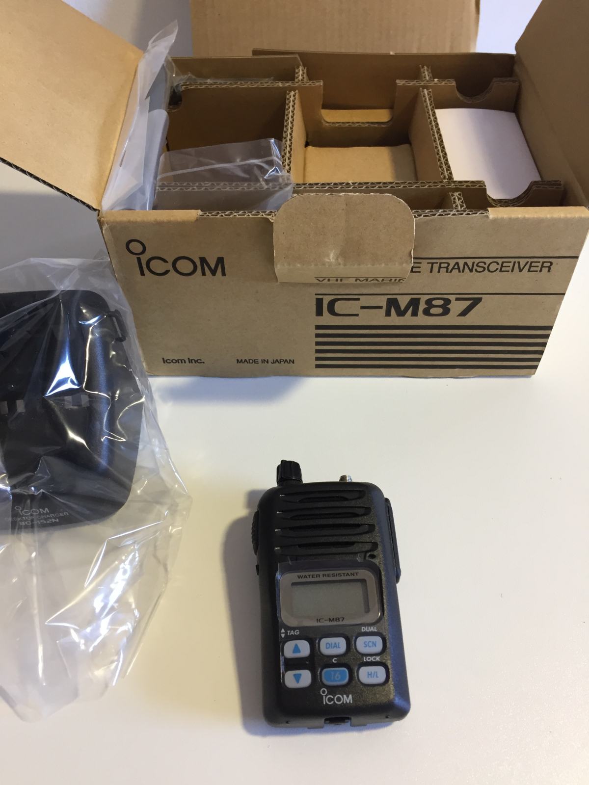 Icom IC M87 VHF stanica