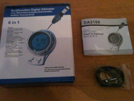 digitalni kompas, visinomjer, barometar, termometar, sat ...