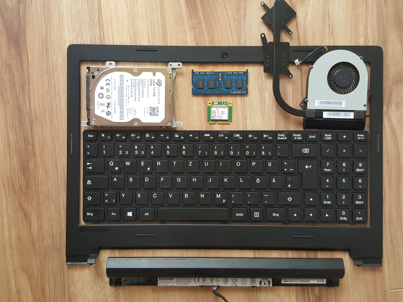 LAPTOP LENOVO IDEAPAD 100-15IBD za dijelove