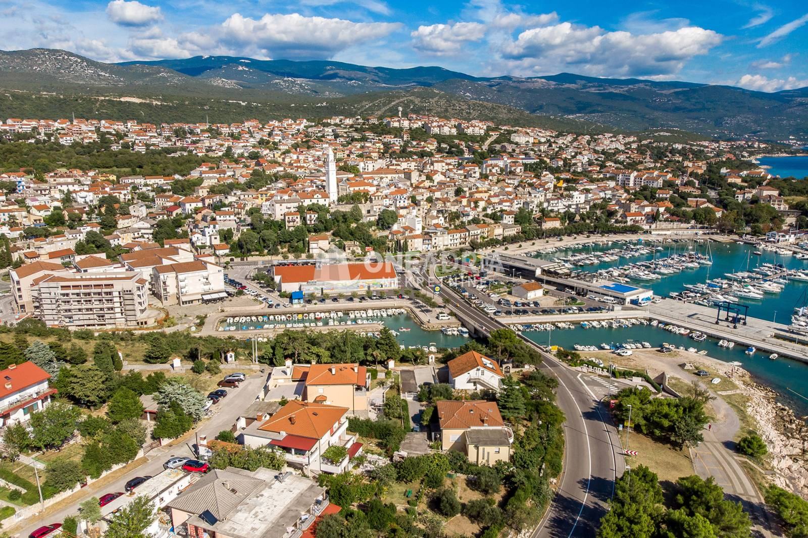 APARTMAN CENTAR 150m OD MORA!