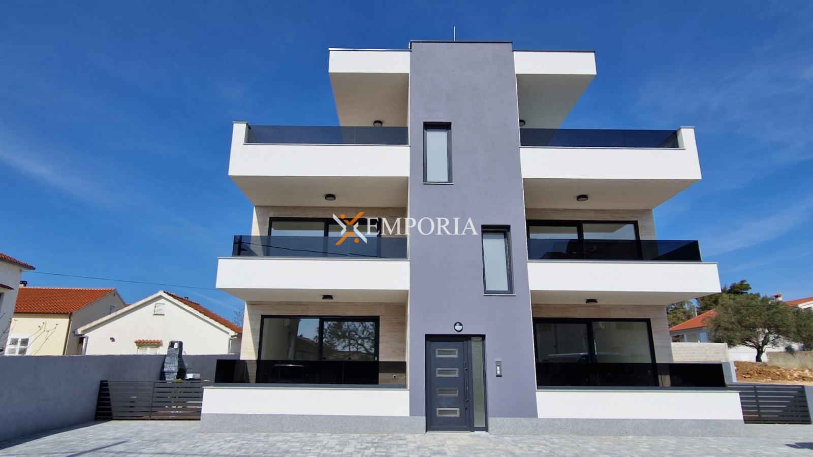 Apartman u prizemlju zgrade u novogradnji, vrt, Privlaka