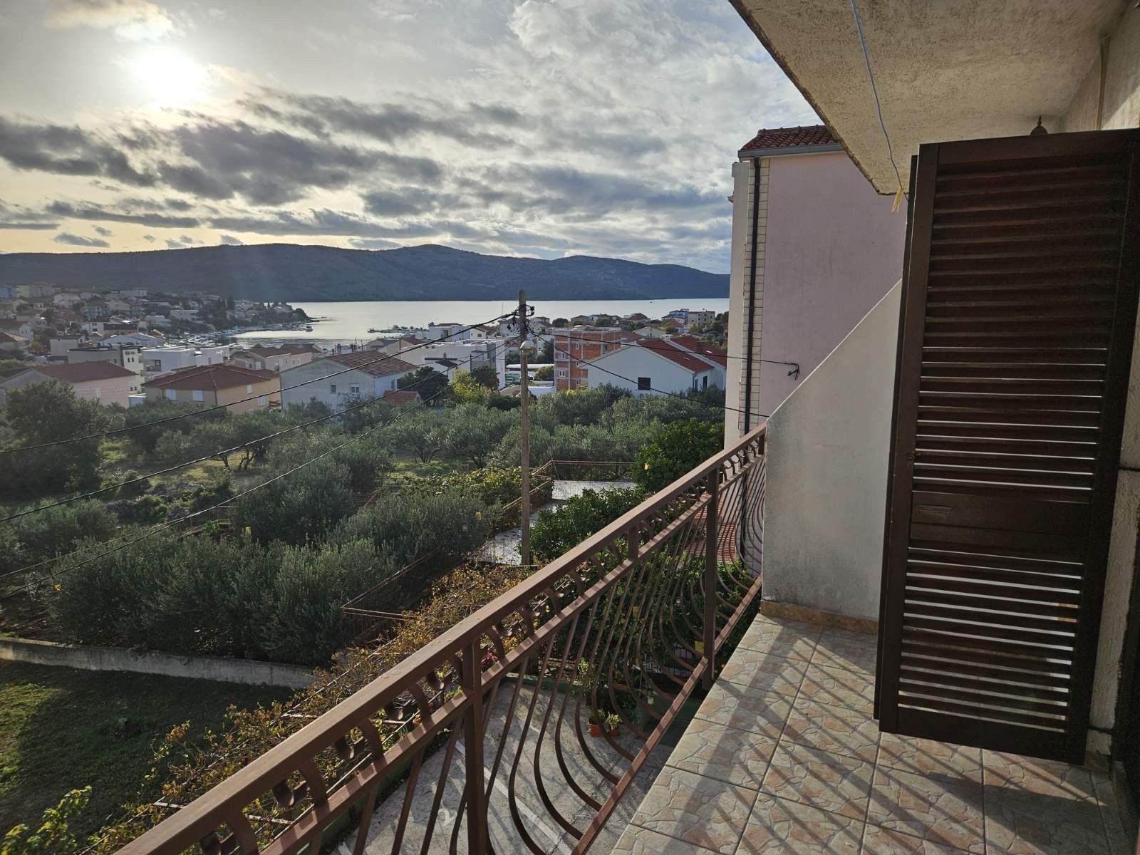 Apartman, studio apartman i soba, ukupno 80m2