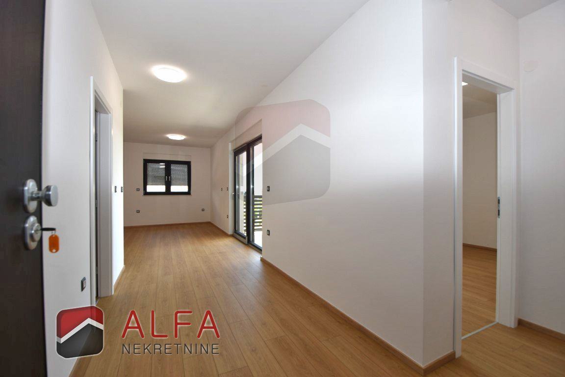 Apartman: Vodice, prodaje se novi dvosoban stan na prvom katu