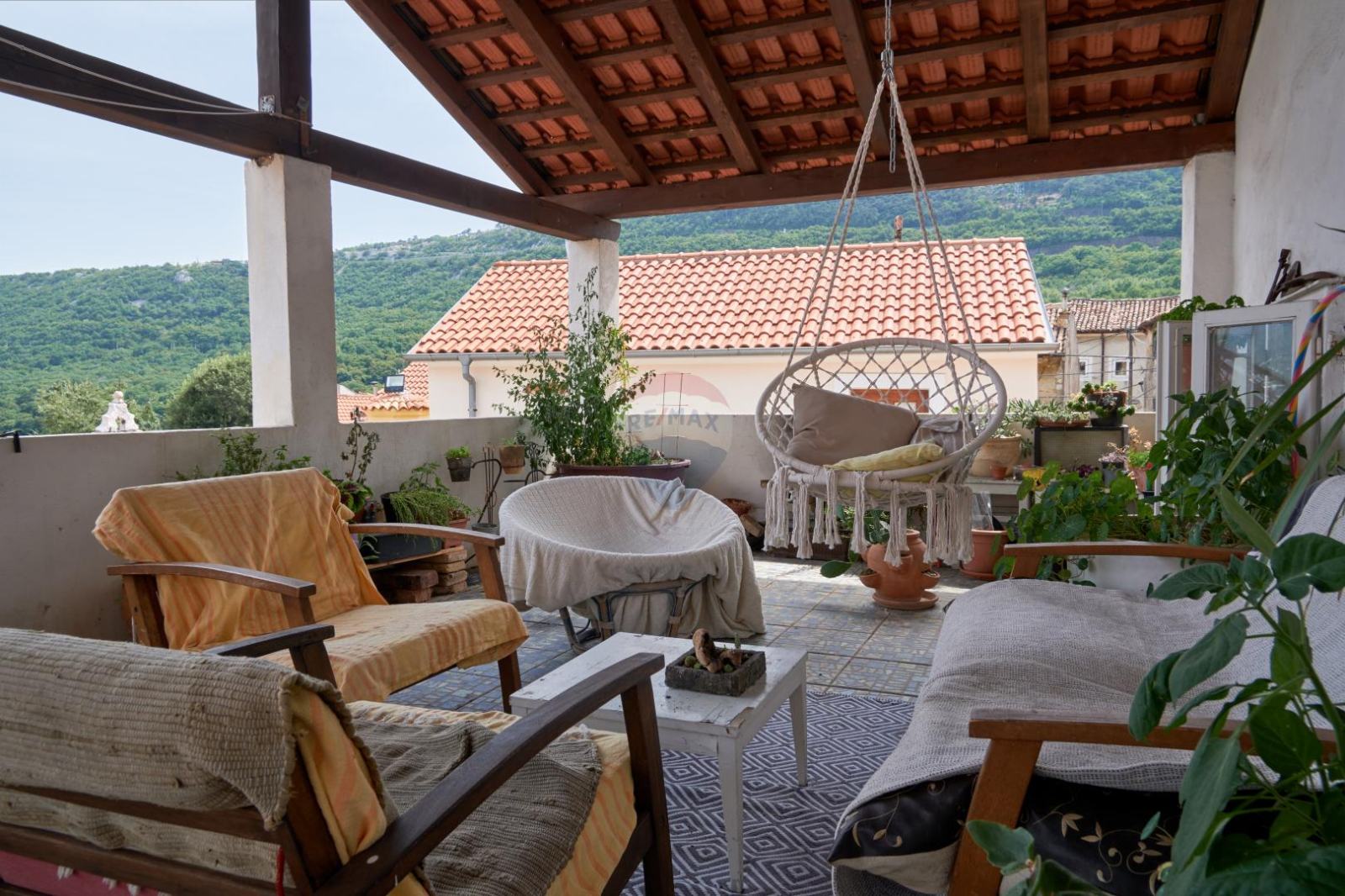 Bakar, stara jezgra - samostojeća kuća (prodaja)
