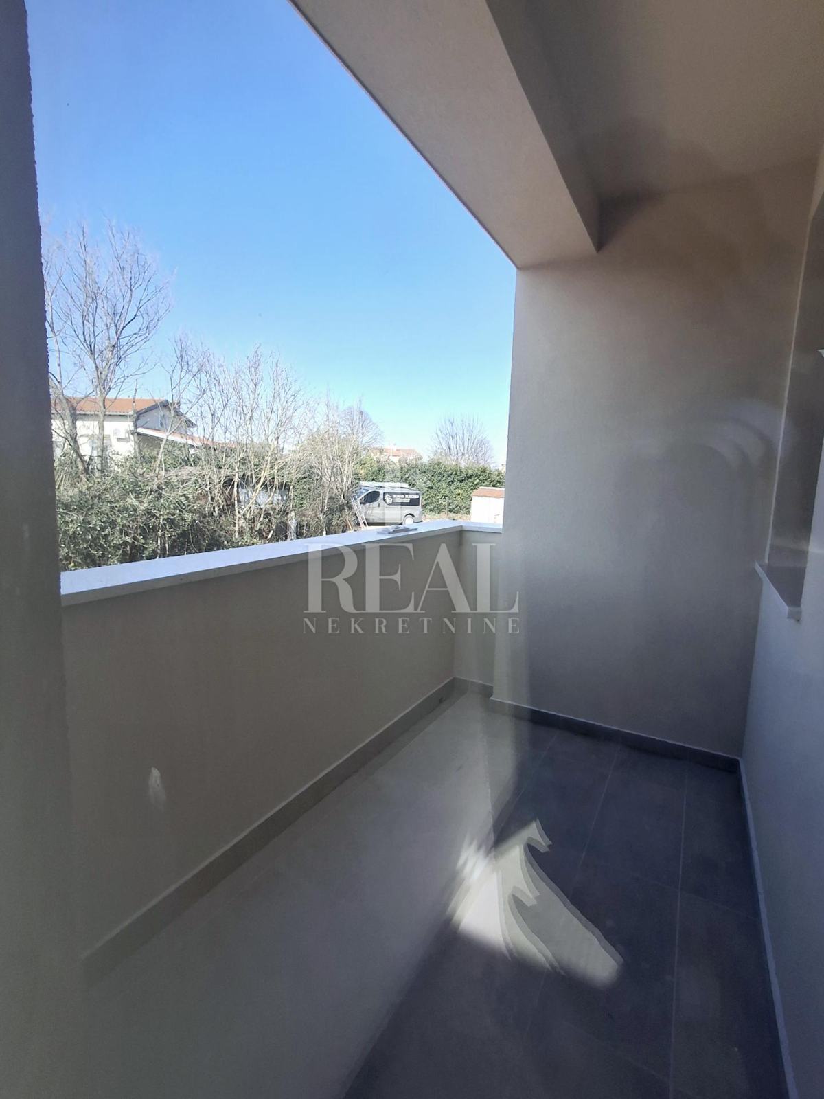 Barban stan 35 m2,1S+DB,loggia (prodaja)