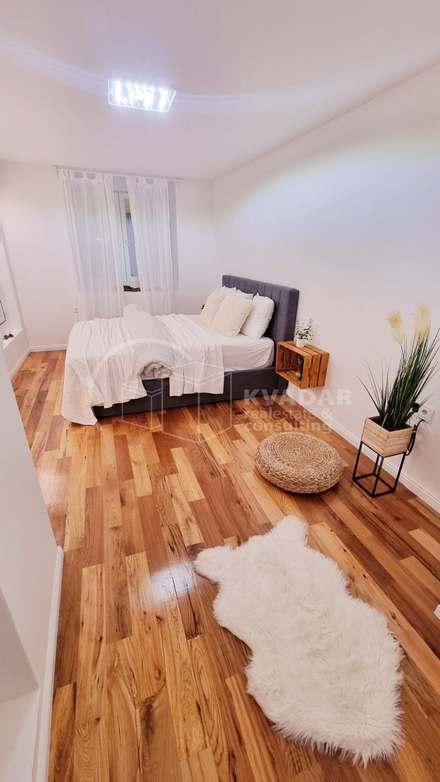 CENTAR!! BAUEROVA!! SUPER STAN 35m2 - nekorišten!! (prodaja)