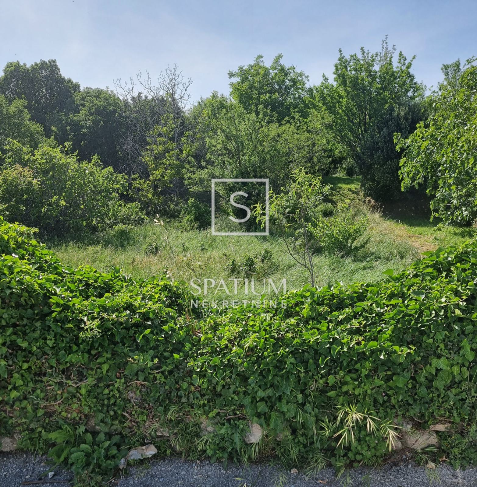 BRIBIR, VINODOLSKA OPĆINA, DVA TERENA - PRILIKA ZA INVESTICIJU!