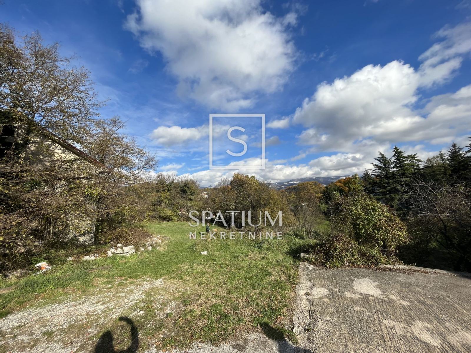 ČAVLE, KRENOVAC, GRAĐEVINSKI TEREN