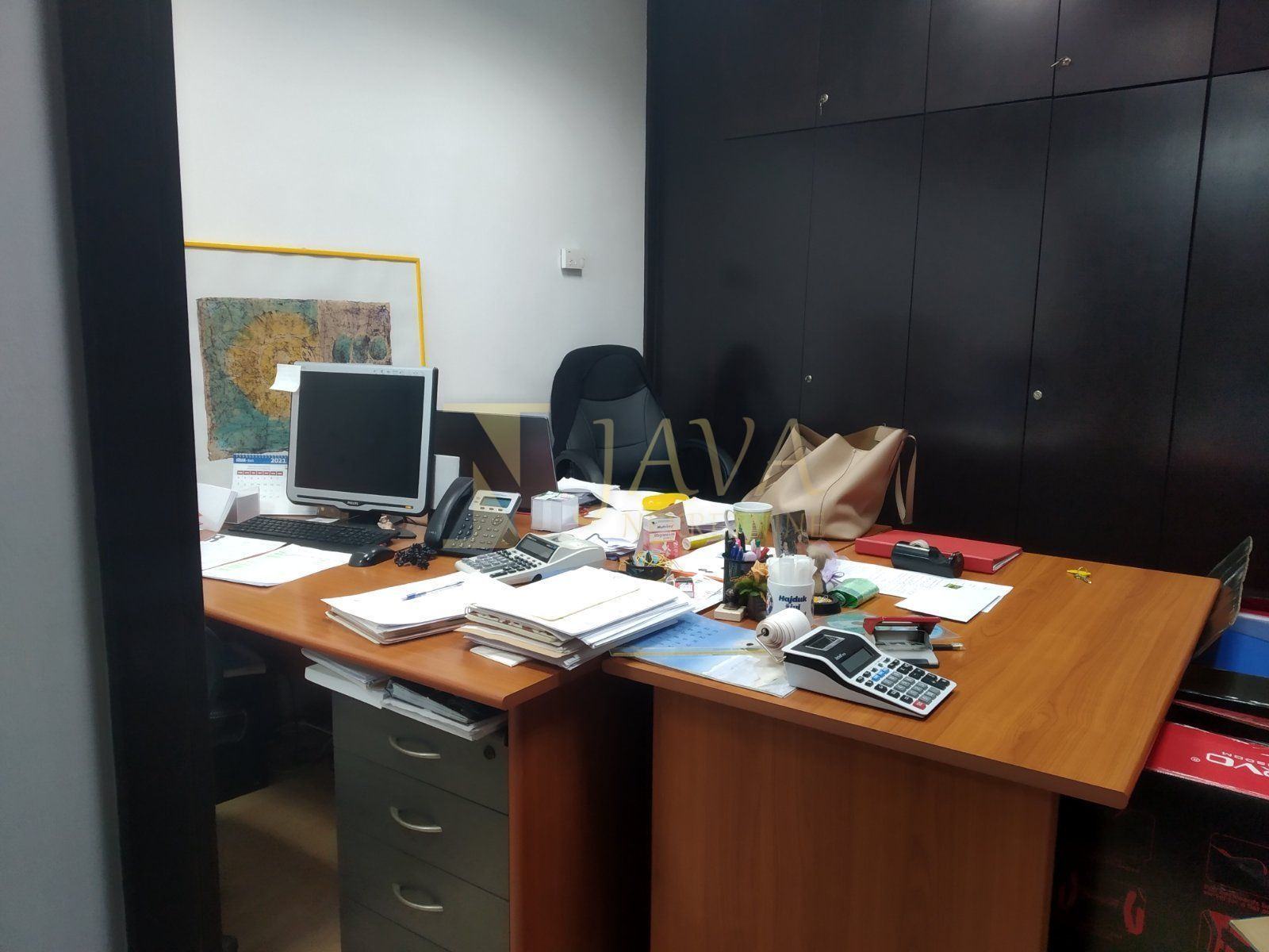 CENTAR - NAJAM UREDA U POSLOVNOJ ZGRADI (iznajmljivanje)