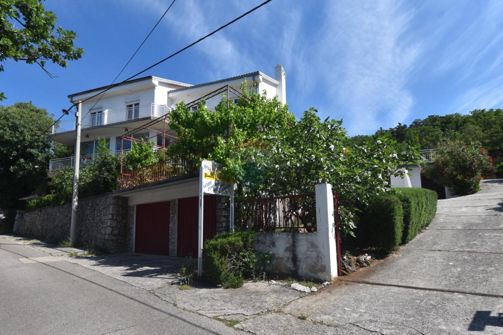 Crikvenica, Dramalj, Pansion s 25 soba, sala, recepcija, pogled na mor ...