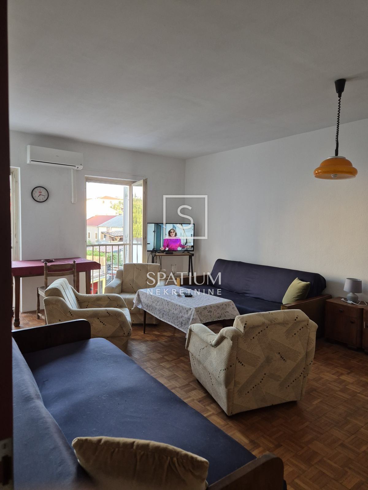 CRIKVENICA, STAN U CENTRU GRADA (prodaja)