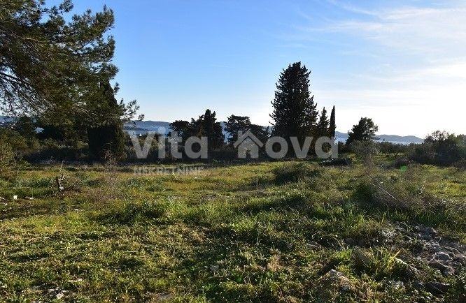 DIKLO, 1120 m2, ATRAKTIVNO