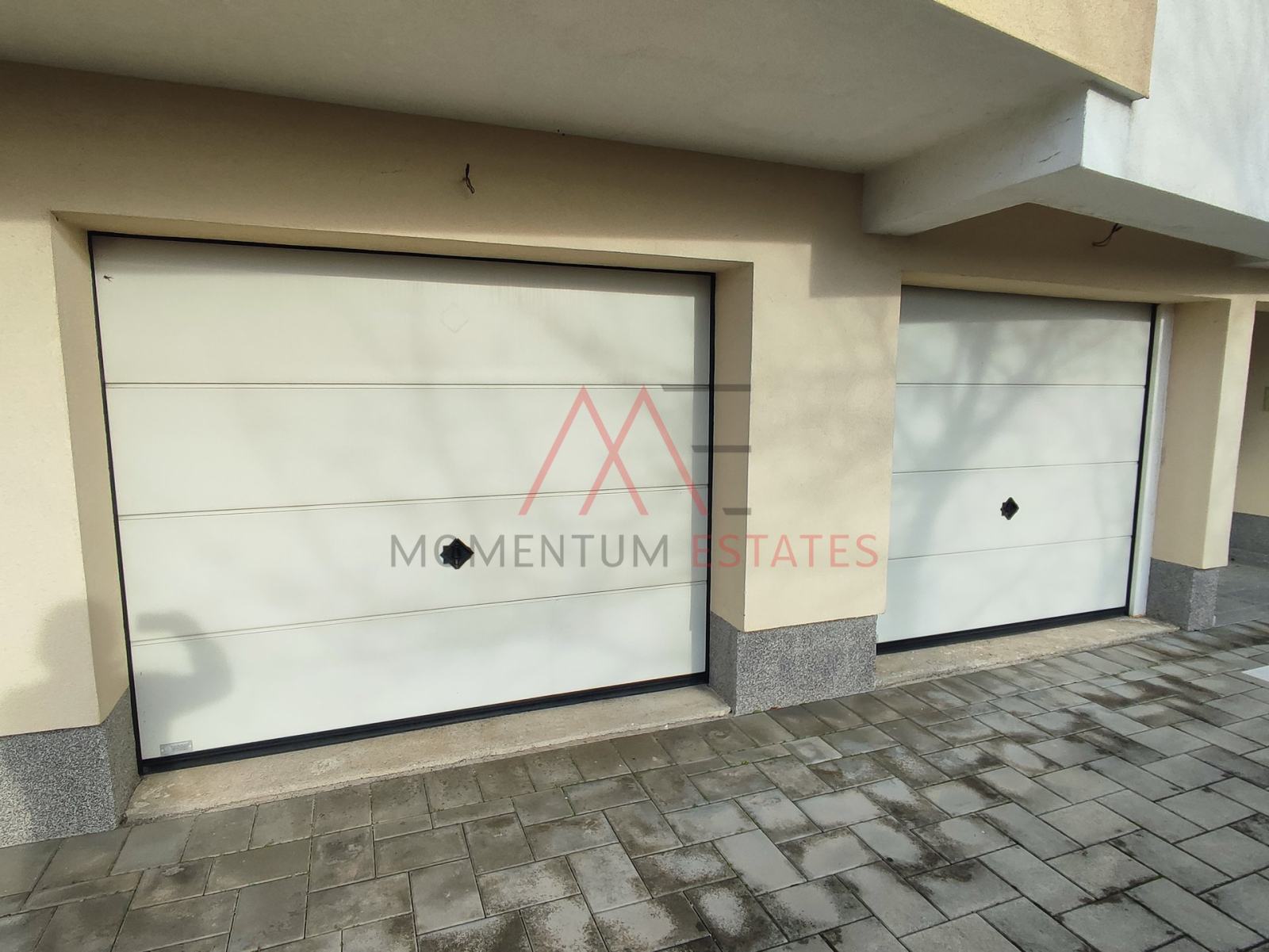 Donja Drenova, dupla garaža (iznajmljivanje)