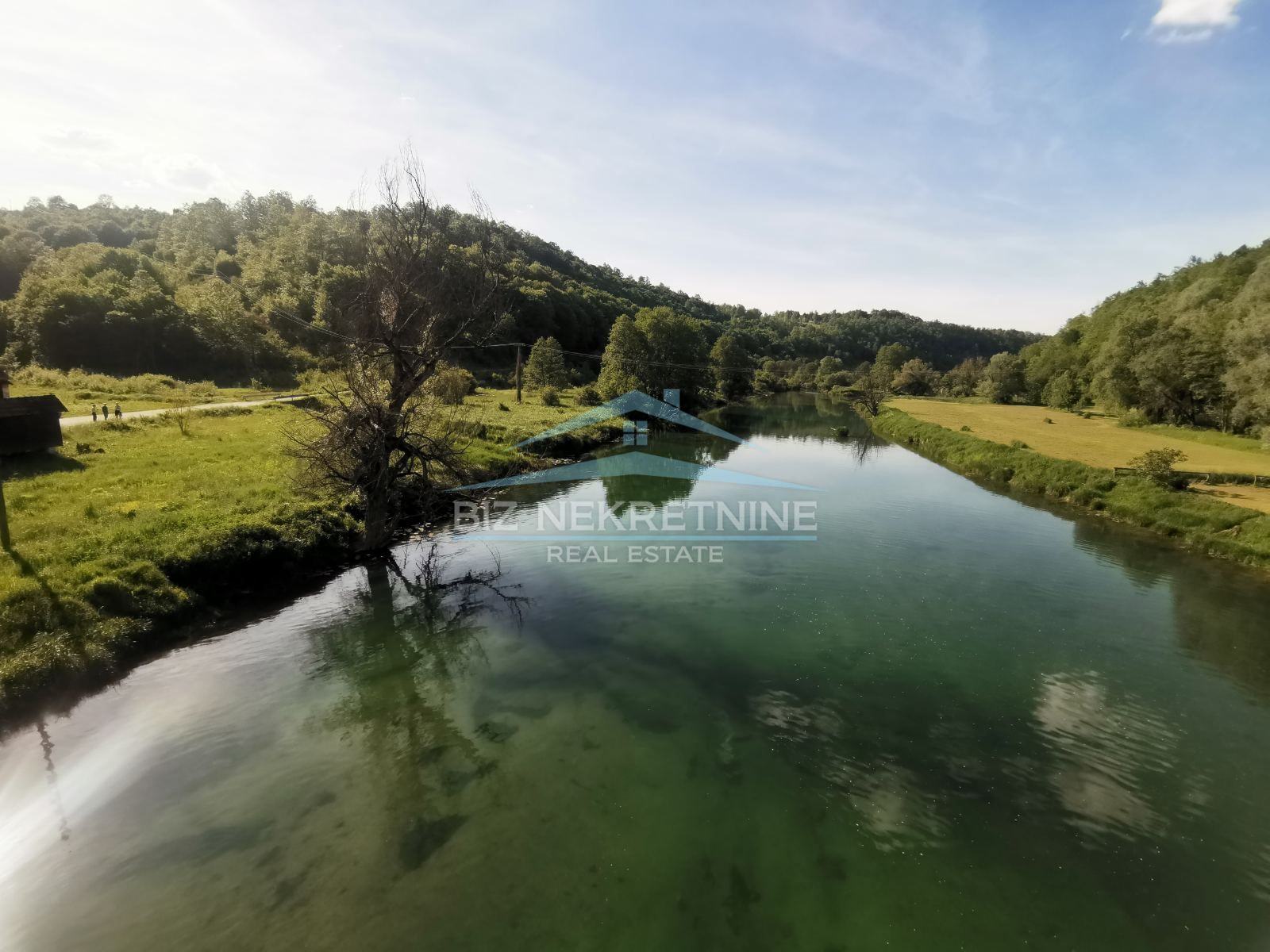 DRAGULJ NA KORANI - kuća+54000 m2