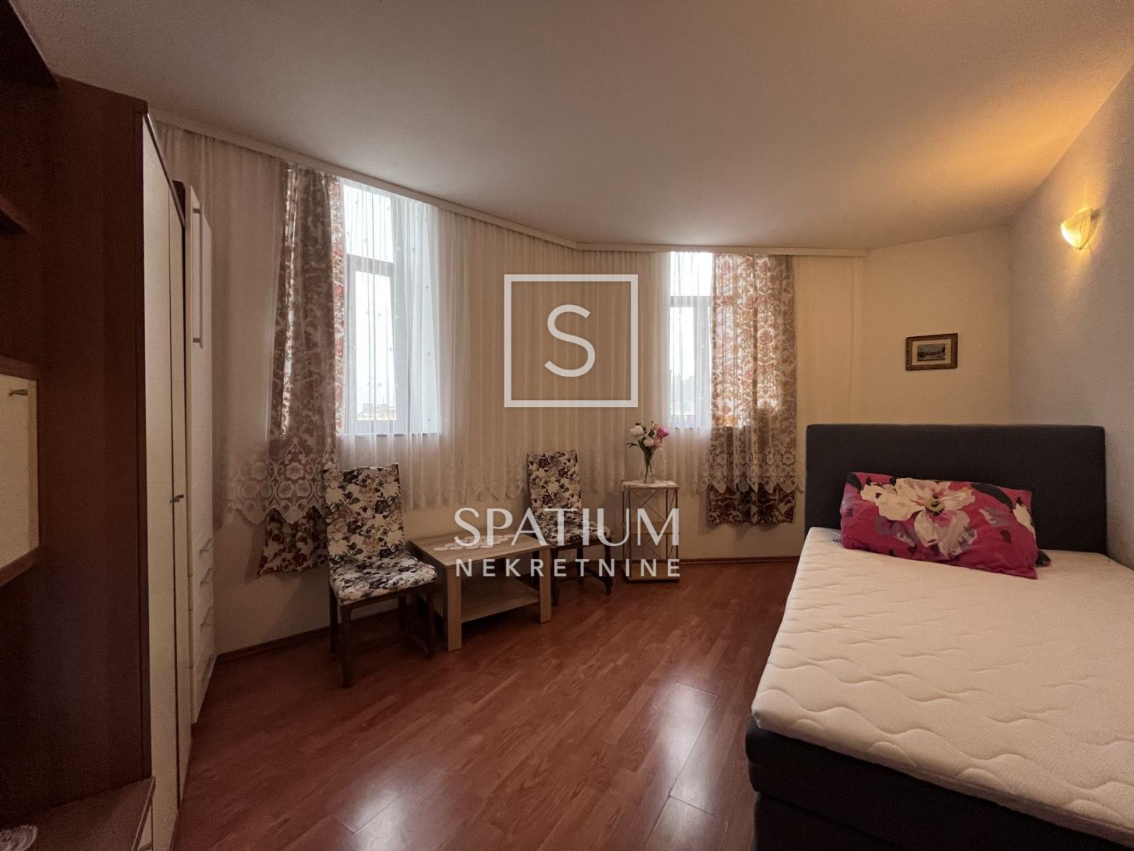 RIJEKA, STAN U STROGOM CENTRU (prodaja)