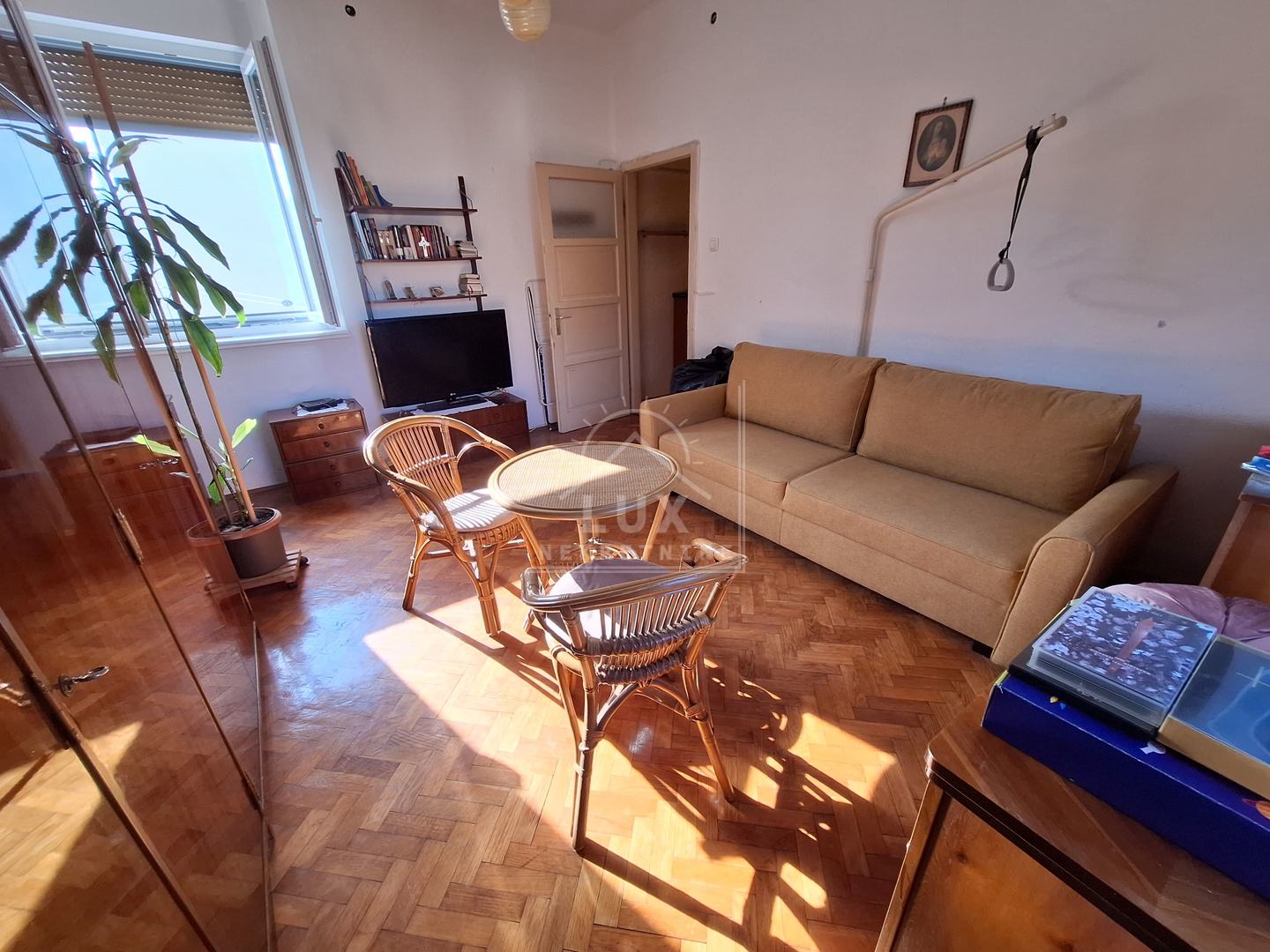 Dvosoban stan na odličnoj lokaciji, Zadar (Voštarnica) (prodaja)