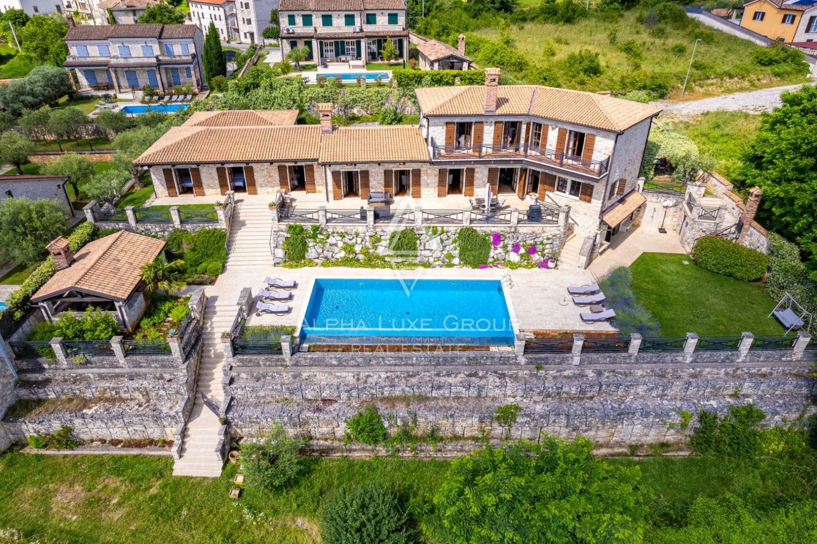 Ekskluzivno u agenciji ALPHA LUXE GROUP – Prelijepa rustikalna vila s (prodaja)