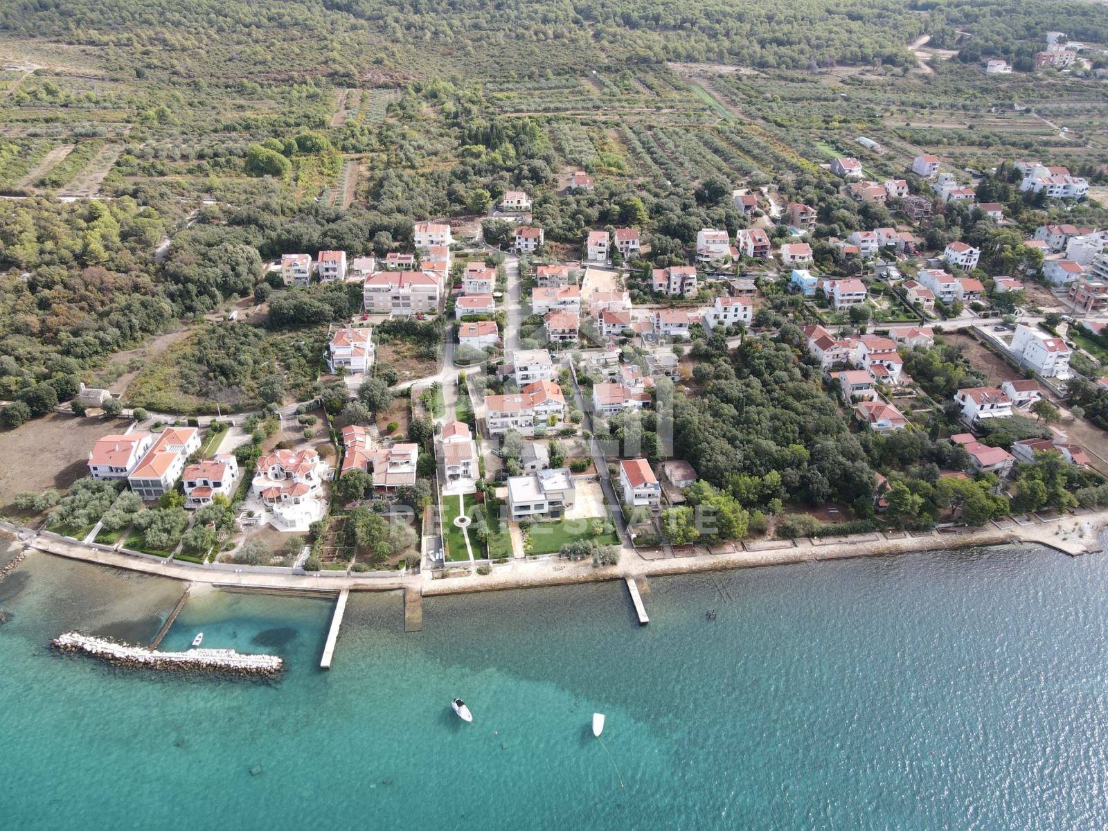 *EKSKLUZIVNO* Građevinsko zemljište, Diklo, 150 m od mora