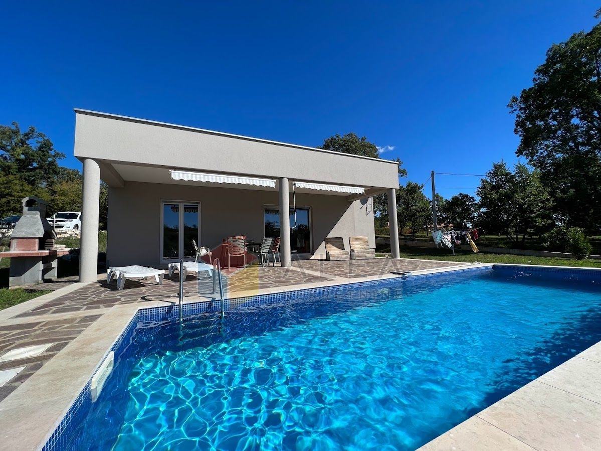 EKSKLUZIVNO U NAŠOJ AGENCIJI! LABIN, OKOLICA! Prekrasna moderna prizem ...