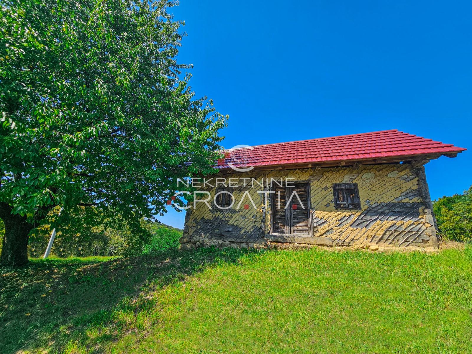 EKSKLUZIVNO, STARA DRVENA KUĆA (prodaja)