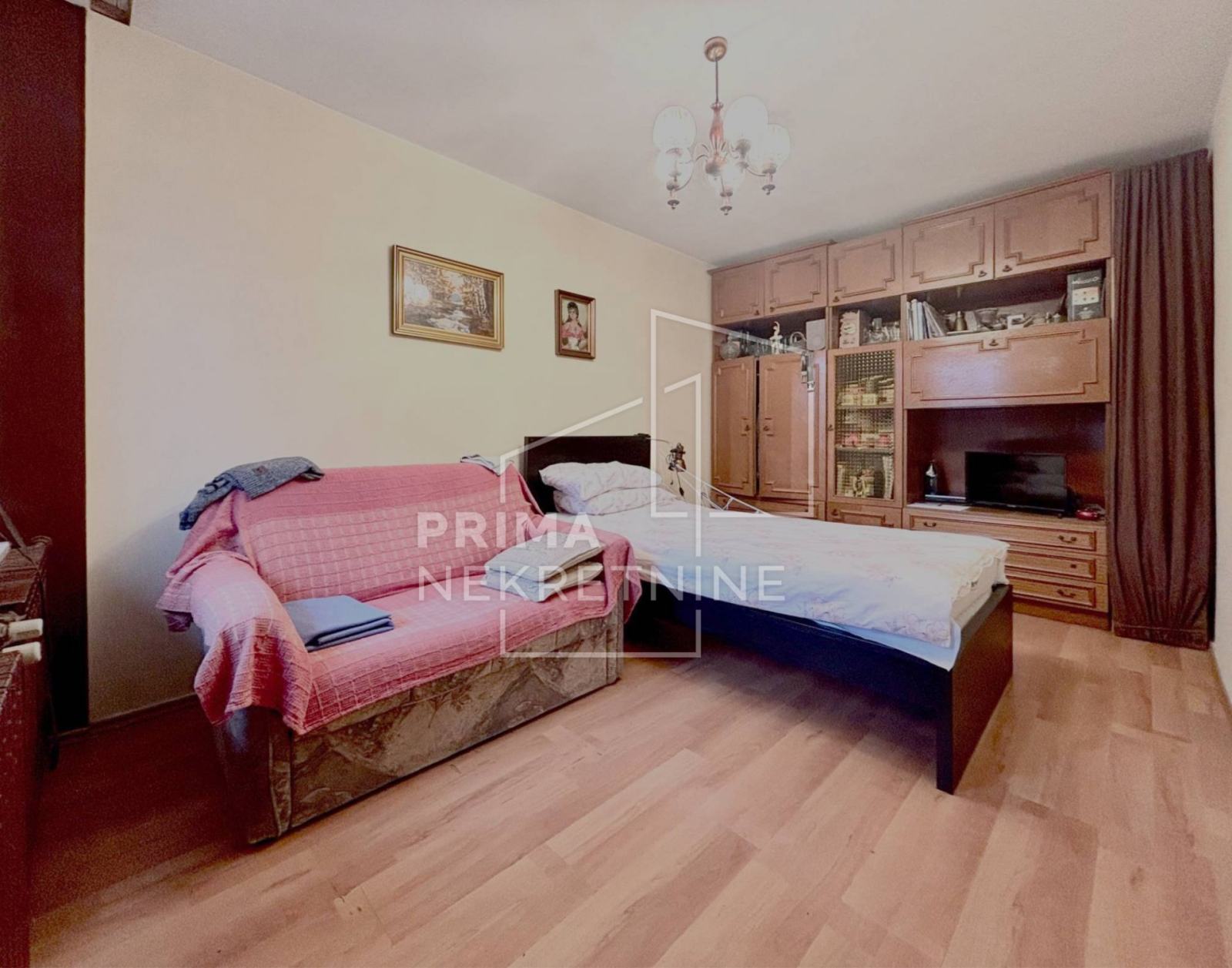 Gajnice, jednosoban stan, 32 m2 (prodaja)
