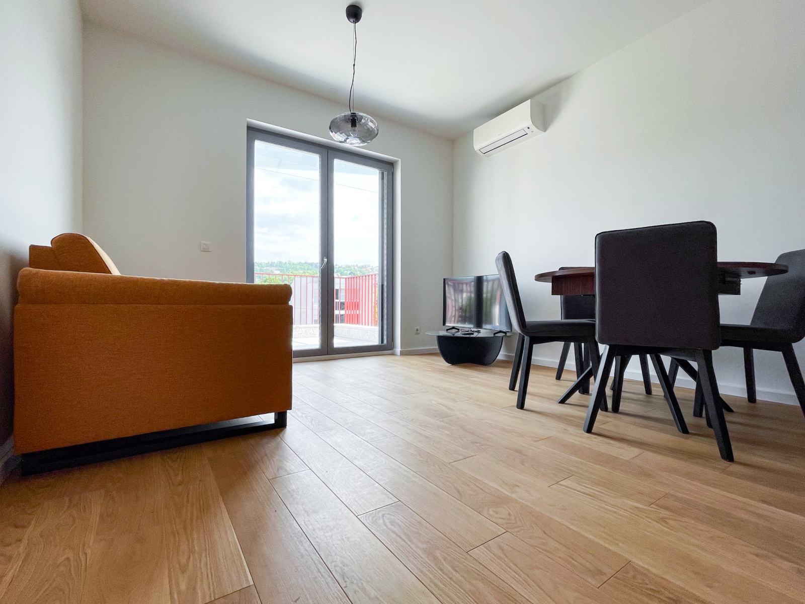 GAJNICE, NOVOGRADNJA, 2-SOBAN STAN***BEZ PROVIZIJE!*** (iznajmljivanje)