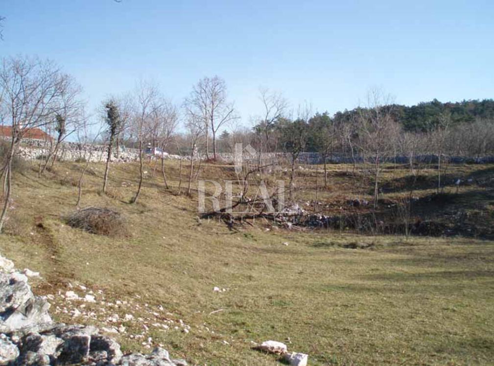 Grad Grobnik građevinsko zemljište za obiteljsku kuću,800 m2