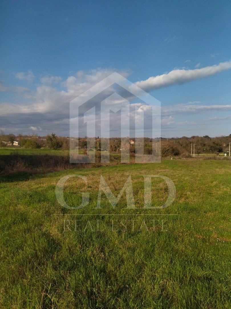 GRAĐEVINSKA PARCELA ZA IZGRADNJU ZGRADE