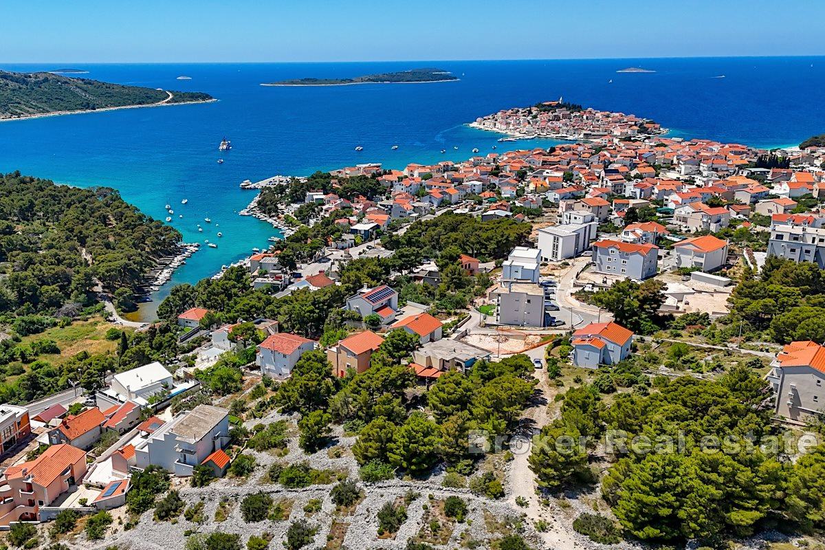 Građevinsko zemljište s pogledom na more