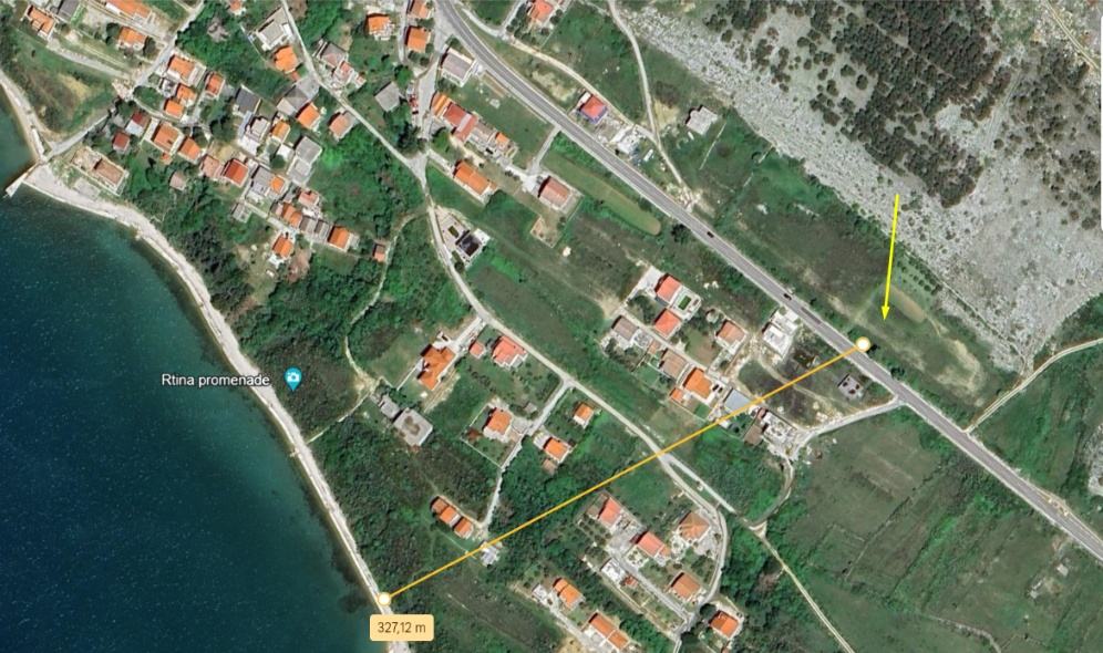 [RTINA - PRILIKA] Odlično Građevinsko Zemljište uz Prometnicu - 900m2