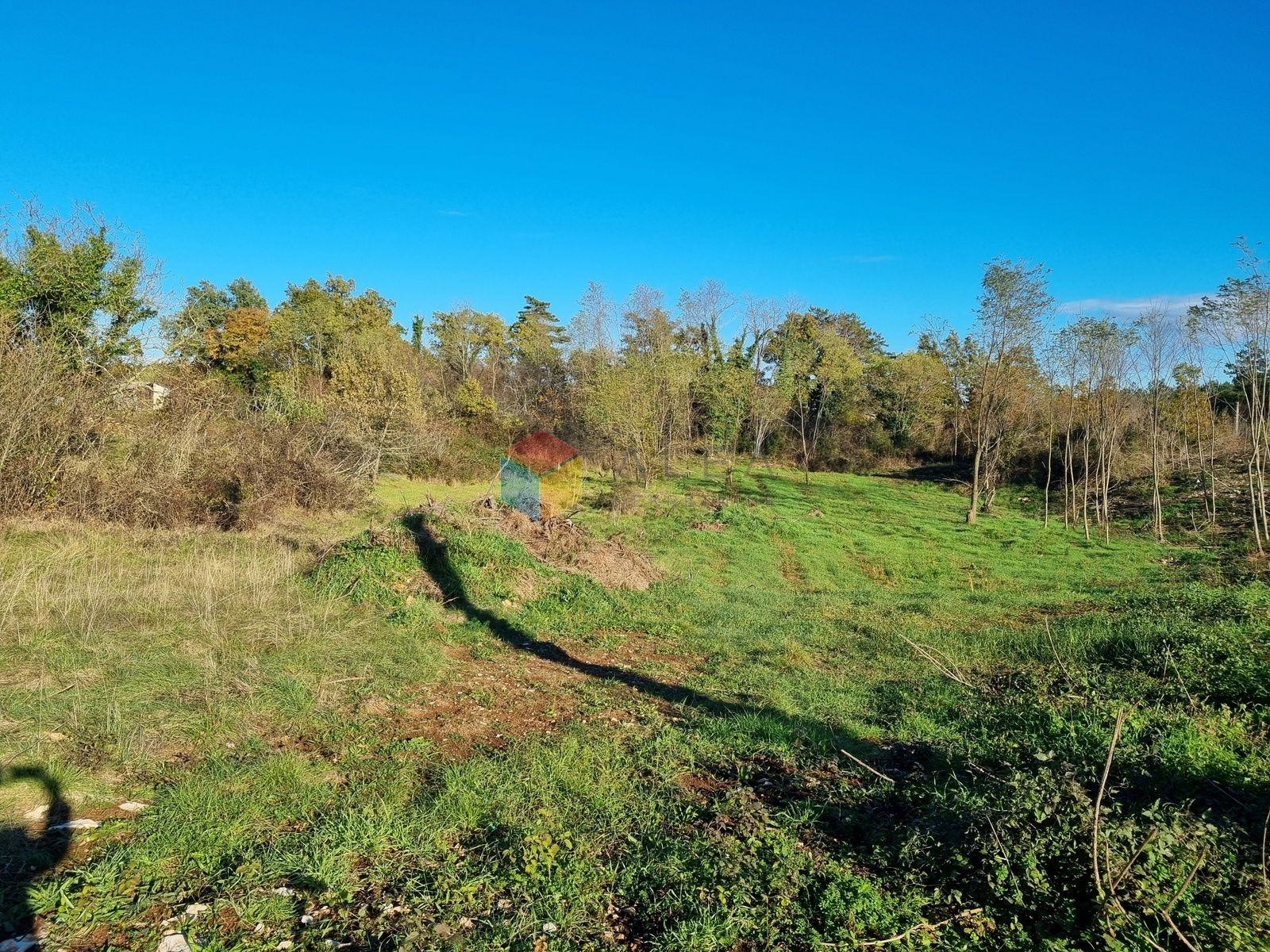 Građevinsko zemljište u selu u blizini Labina