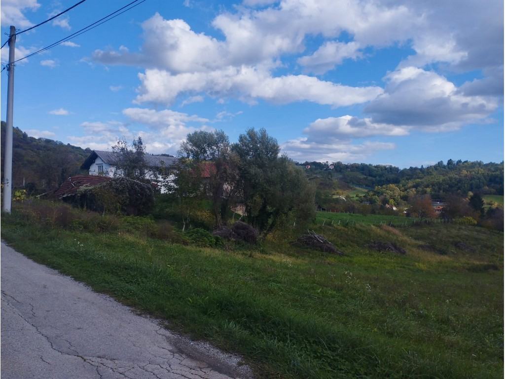 Građevinsko zemljište, Šenkovec, 4000 m2, stamb. 690 m2 + drvena kuća