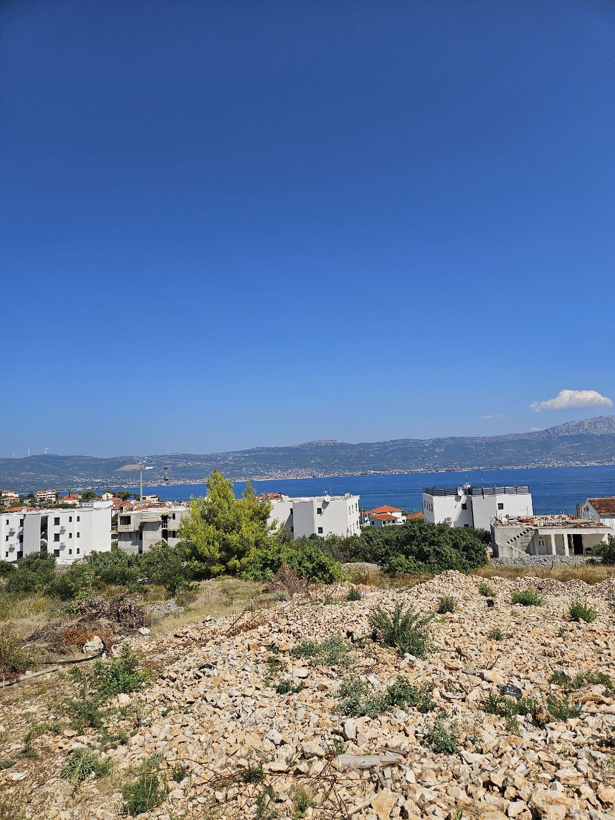 Građevinsko zemljište Slatine(Split) 777m2 1/1